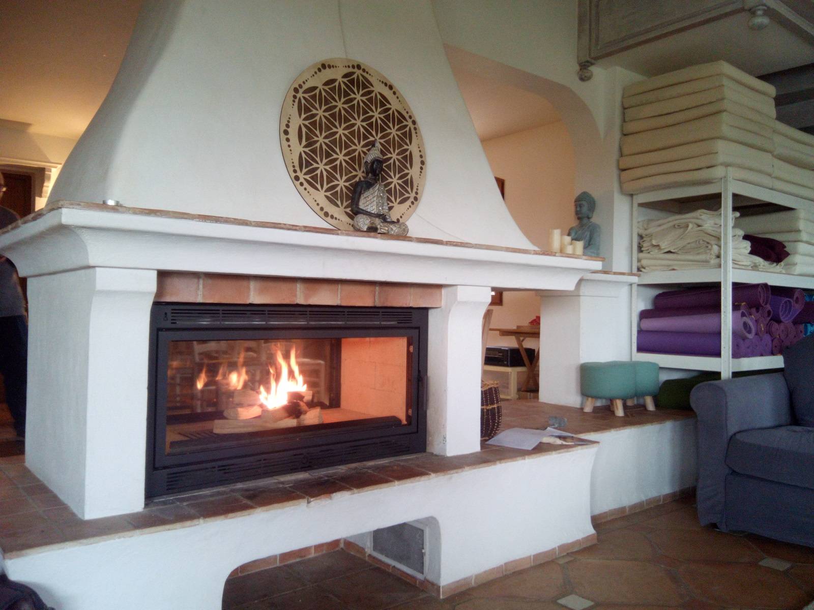 L'insert de cheminée à bois : un choix chaleureux pour un foyer éco ...