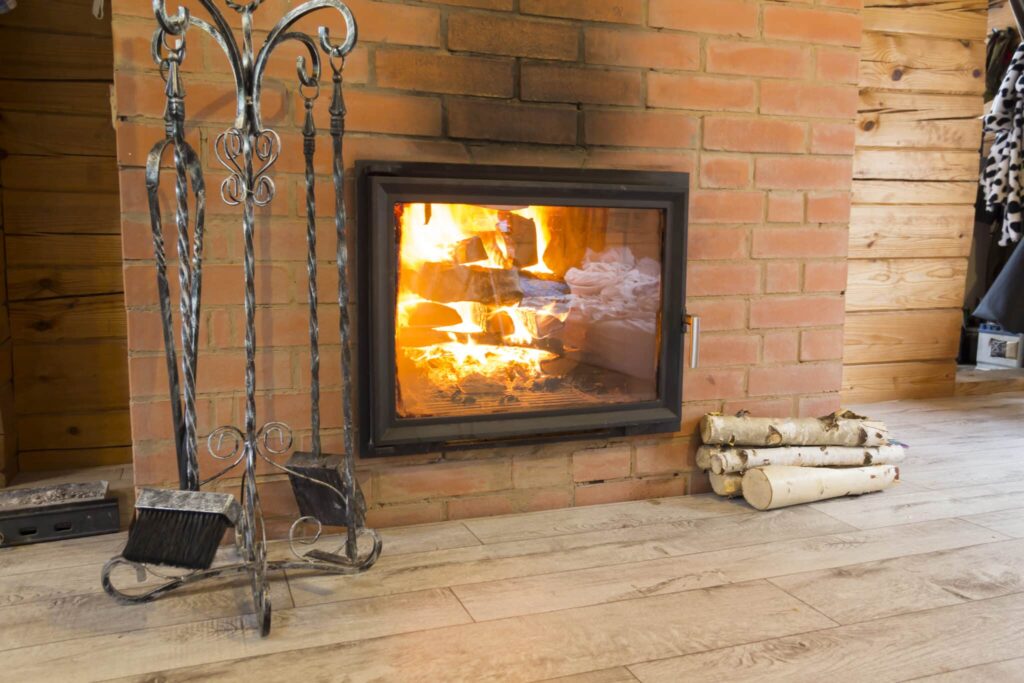 Insert de cheminée hydro : le choix malin pour un chauffage écologique ...